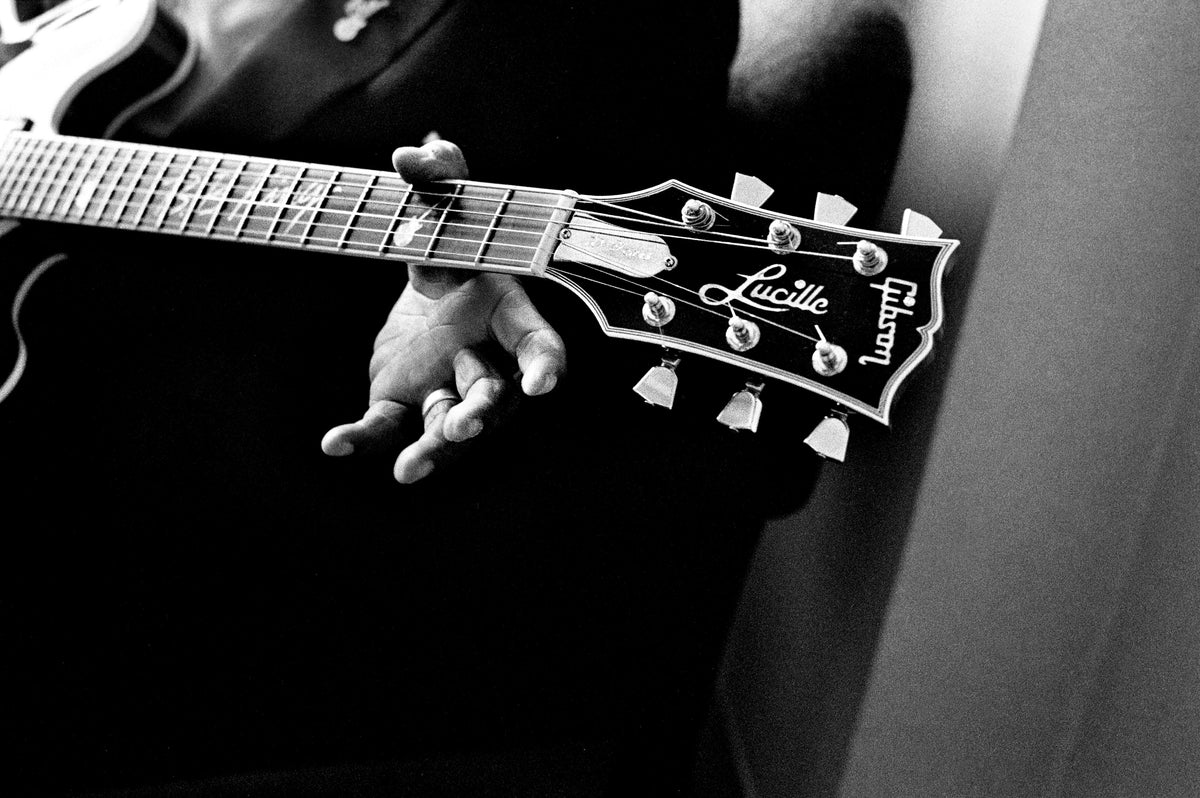 Blues – Transparent Clinch Gallery