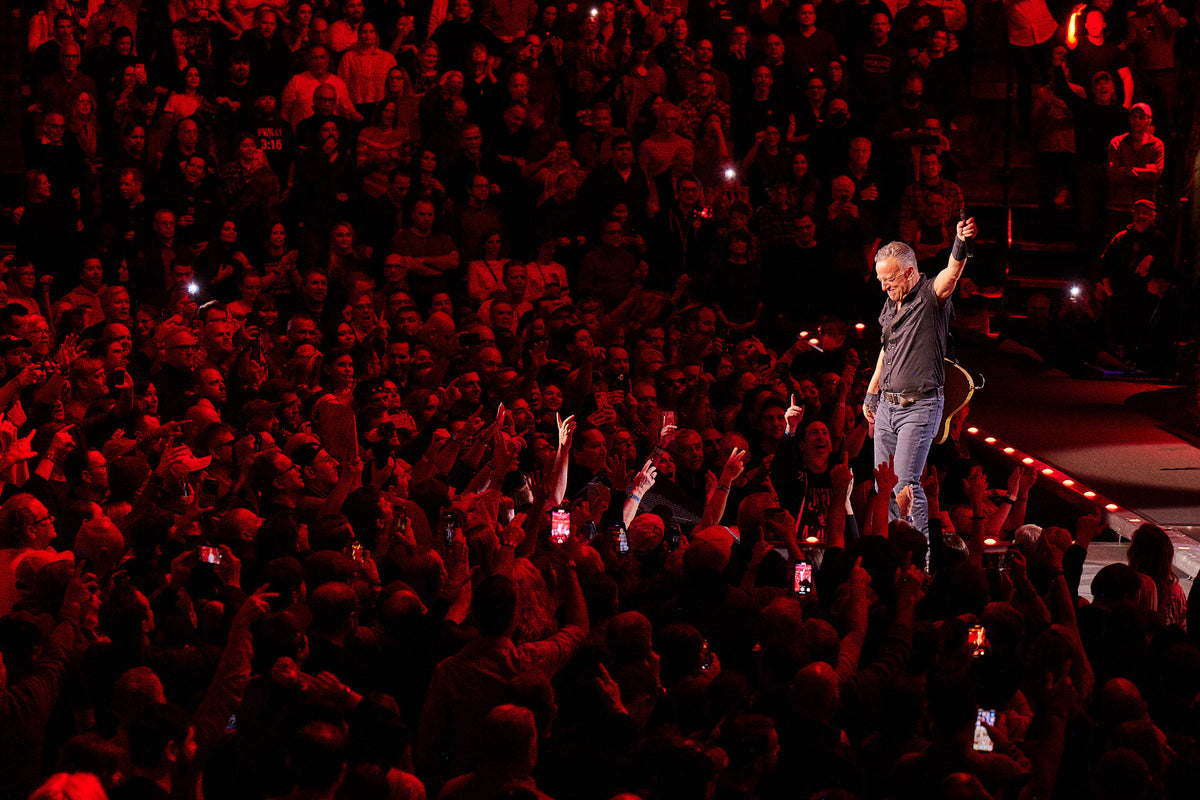 Bruce Springsteen (Philadelphia, 2023) – Transparent Clinch Gallery