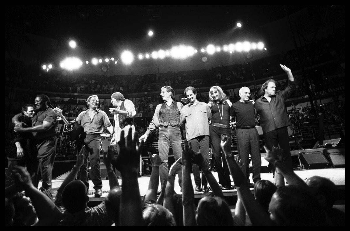 Bruce Springsteen and The E Street Band (California, 2000 ...