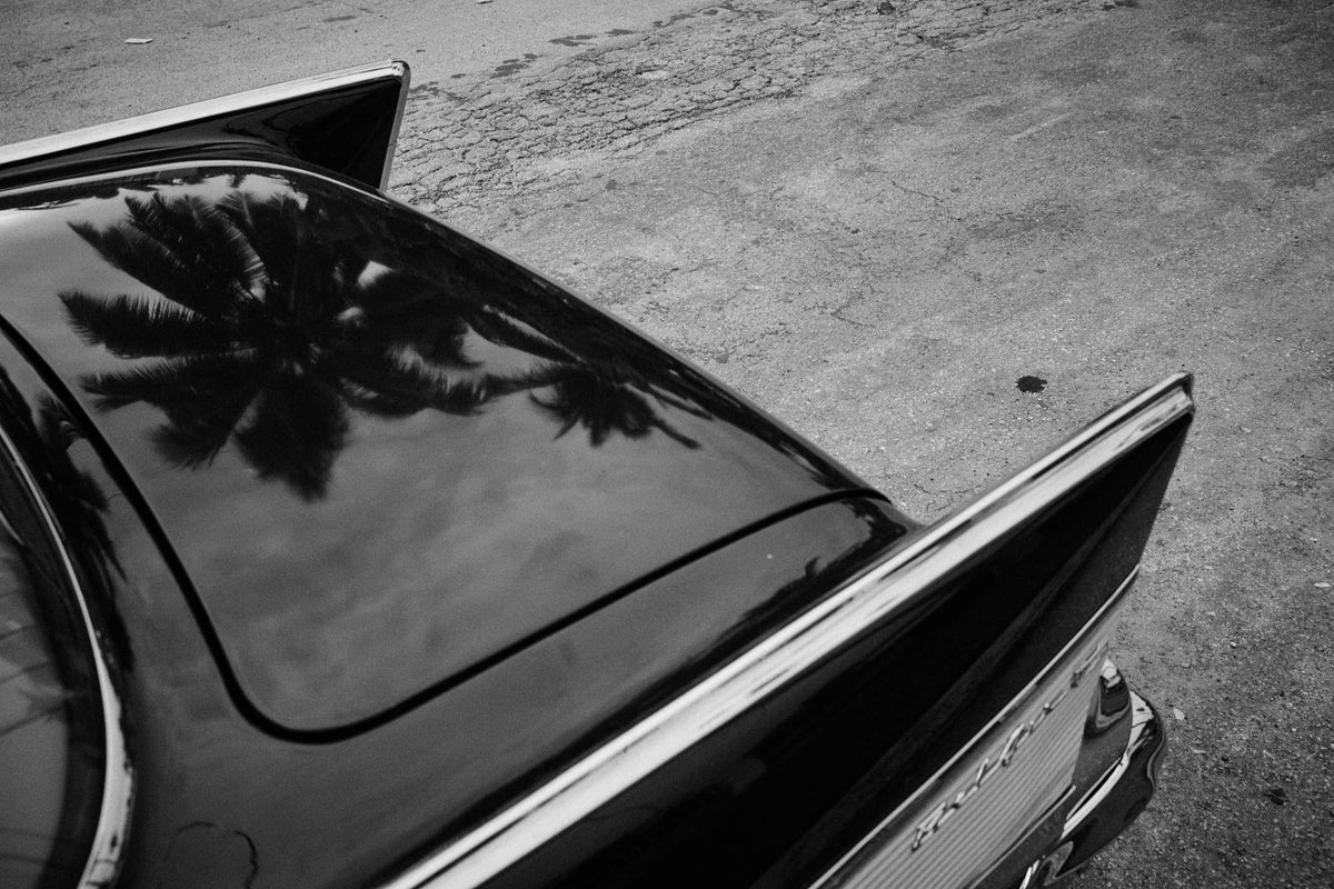 Reflection (Cuba, 2015) – Transparent Clinch Gallery